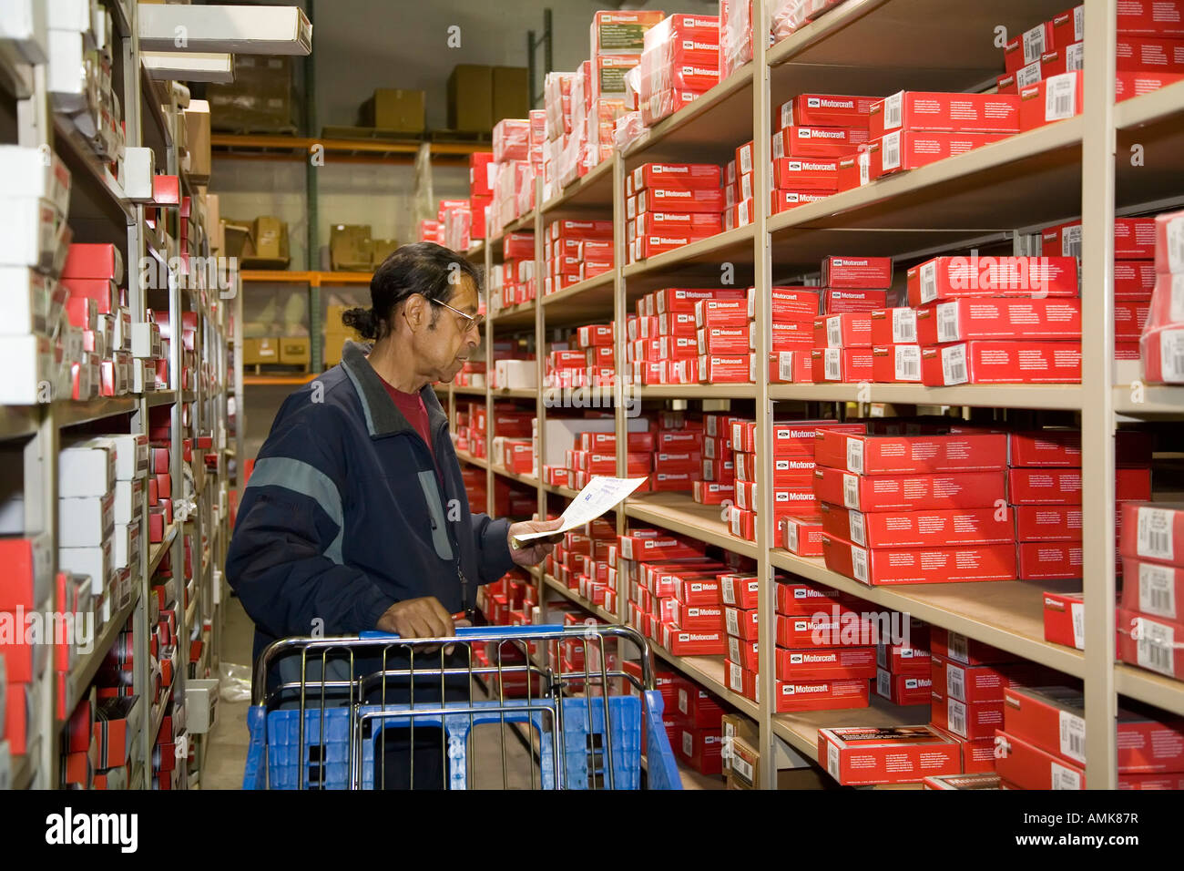 Parts warehouse Banque de photographies et d’images à haute résolution ...