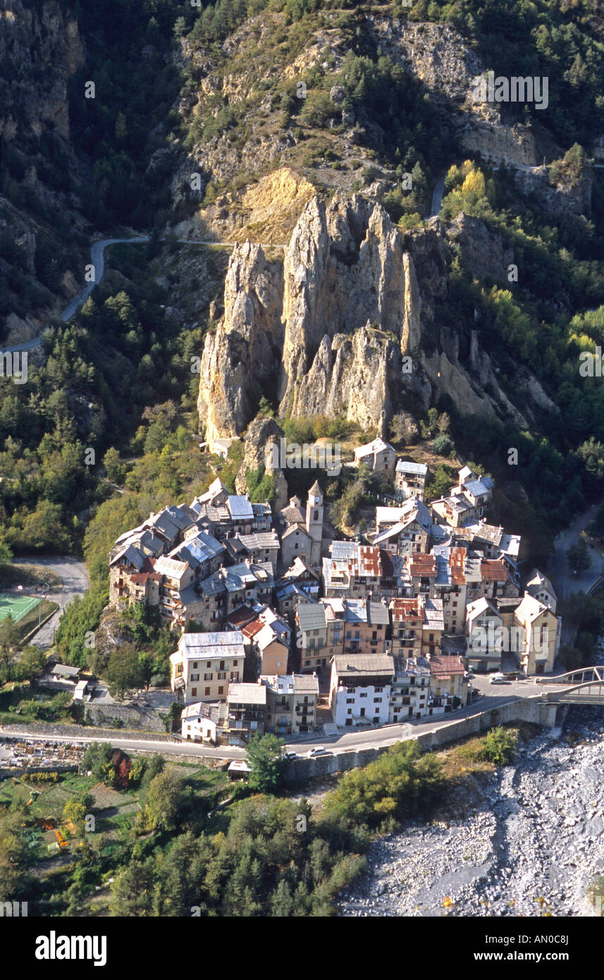 Aerial view péone peone village Banque de photographies et d’images à ...