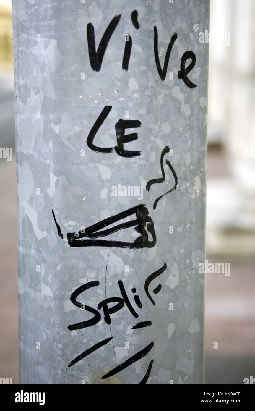 Vive le splif spliff cannabis marijuana graffiti français france ...