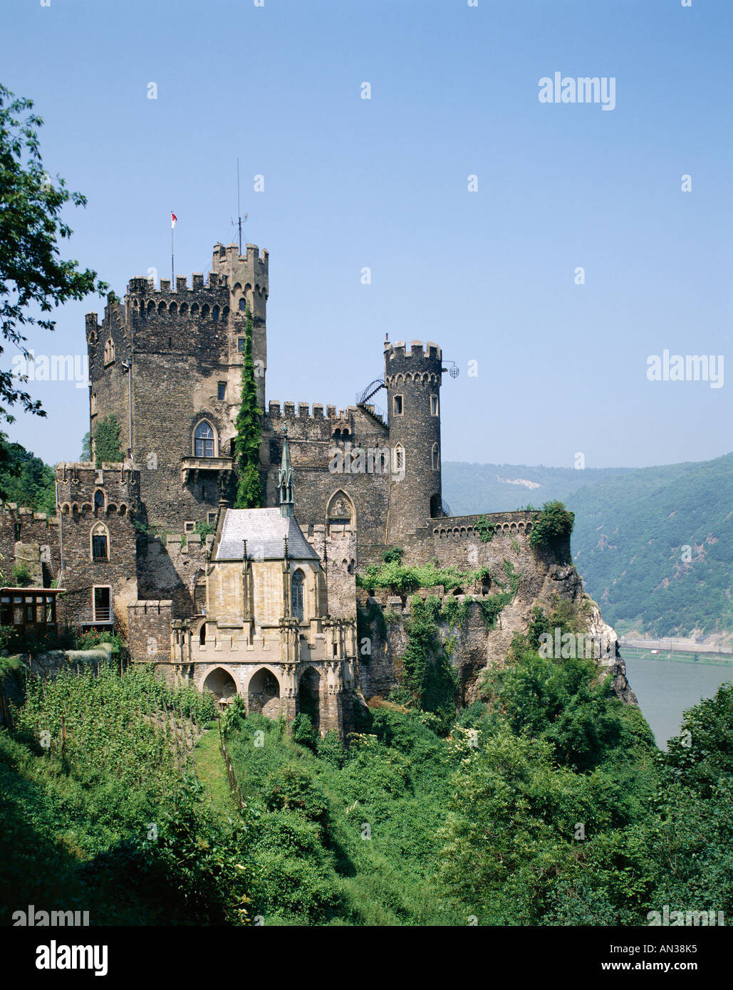 Burg rheinstein Banque de photographies et d’images à haute résolution ...