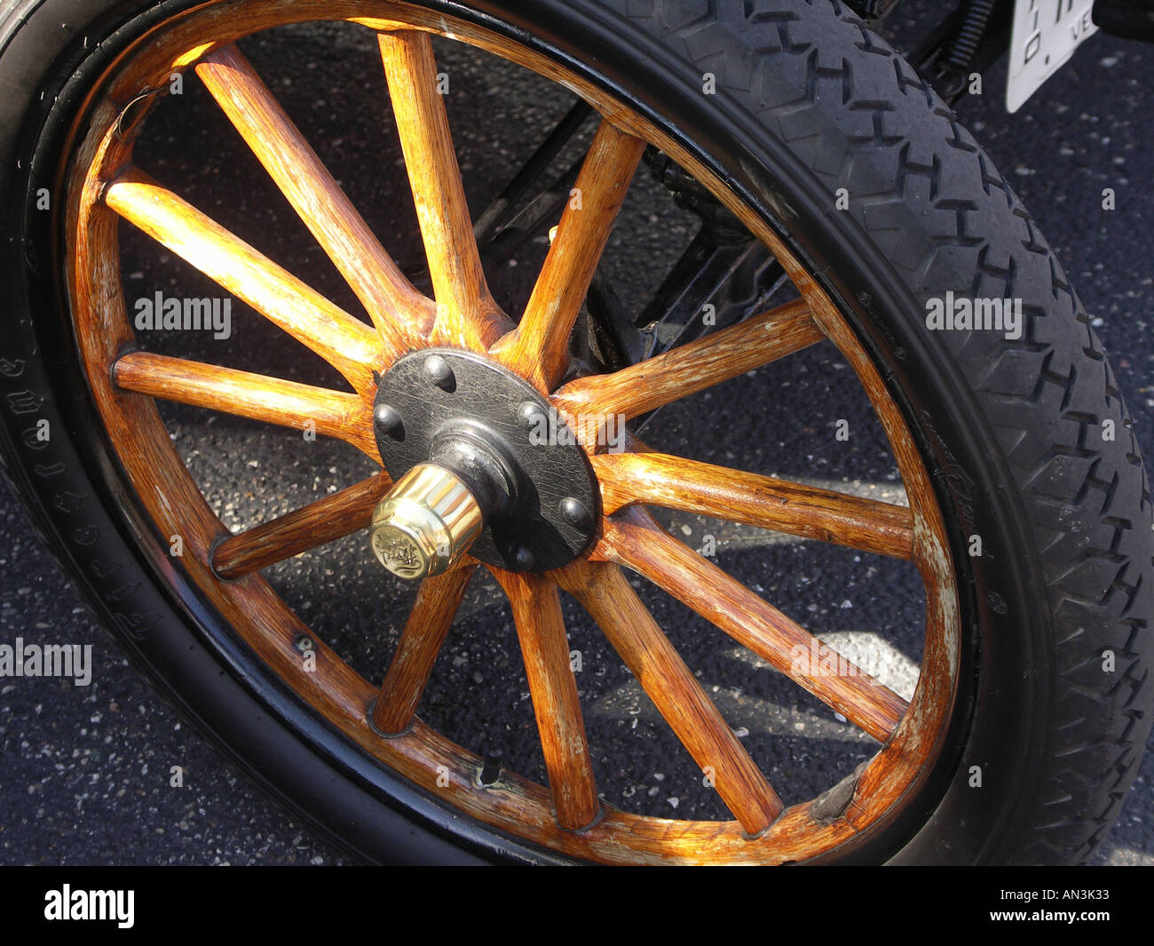 Ford modèle t pneu Banque de photographies et d’images à haute ...