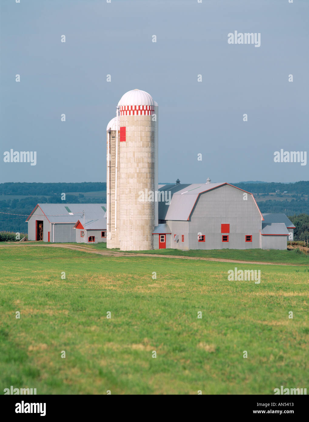 Eastern townships quebec farm Banque de photographies et d’images à ...