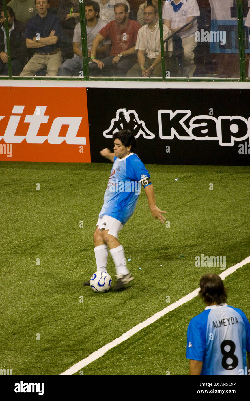 Coup franc dans le football Banque de photographies et d’images à haute ...