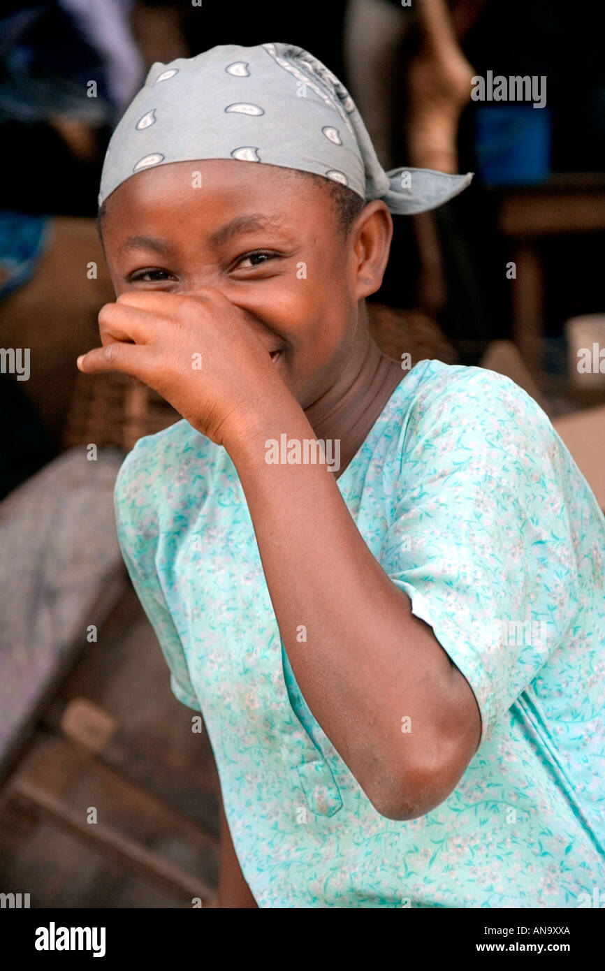 Ghanaian girl Banque de photographies et d’images à haute résolution ...