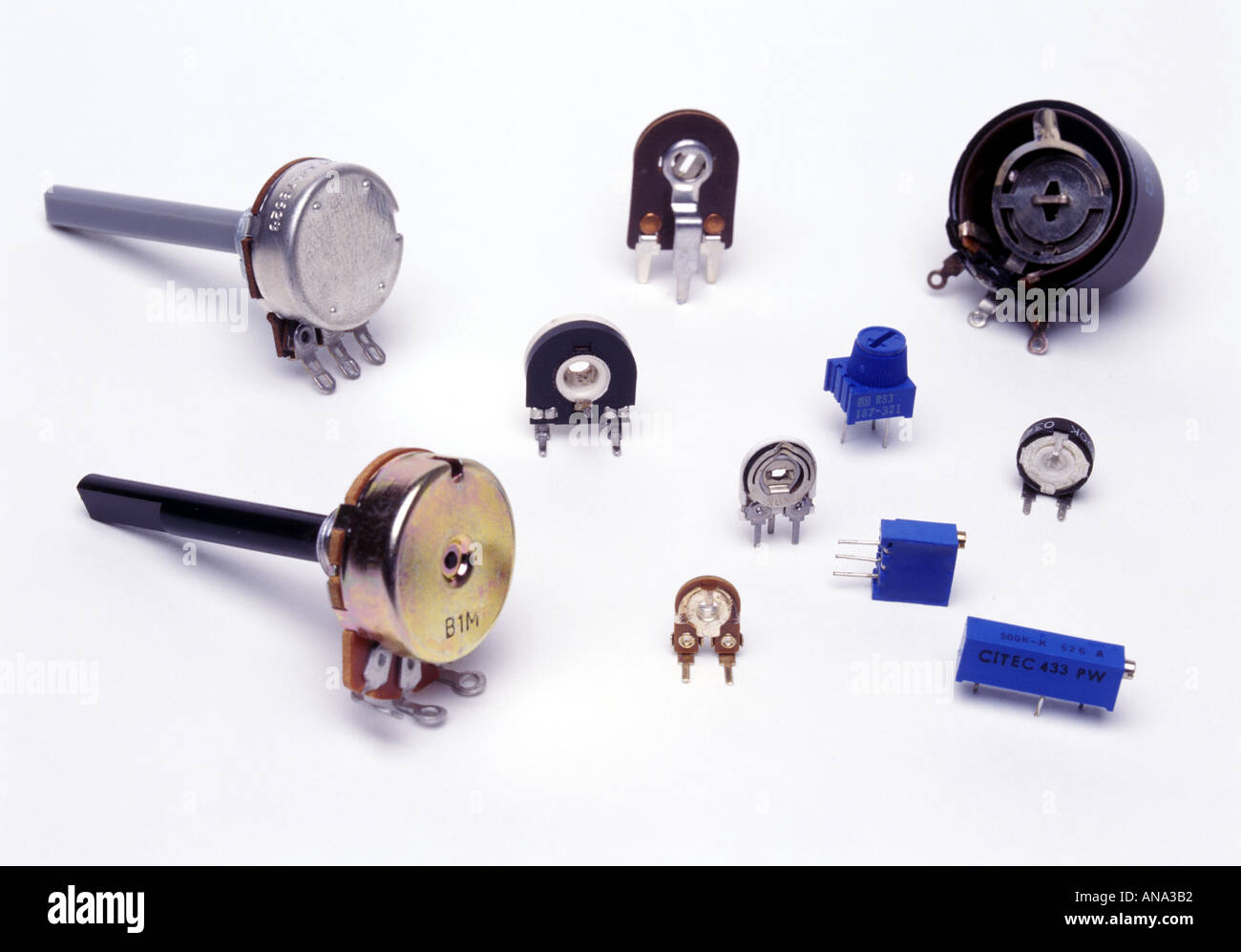 Variable resistor Banque de photographies et d’images à haute ...