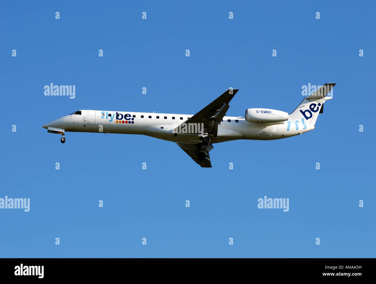 Embraer rj145 jet aircraft Banque de photographies et d’images à haute ...