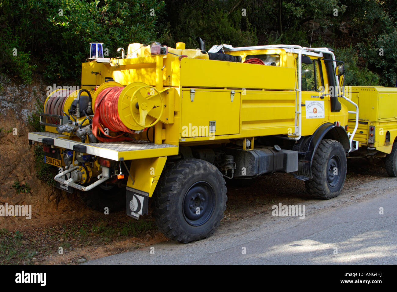 Moteur d'incendie du ministère de la forêt de la Corse du service ...