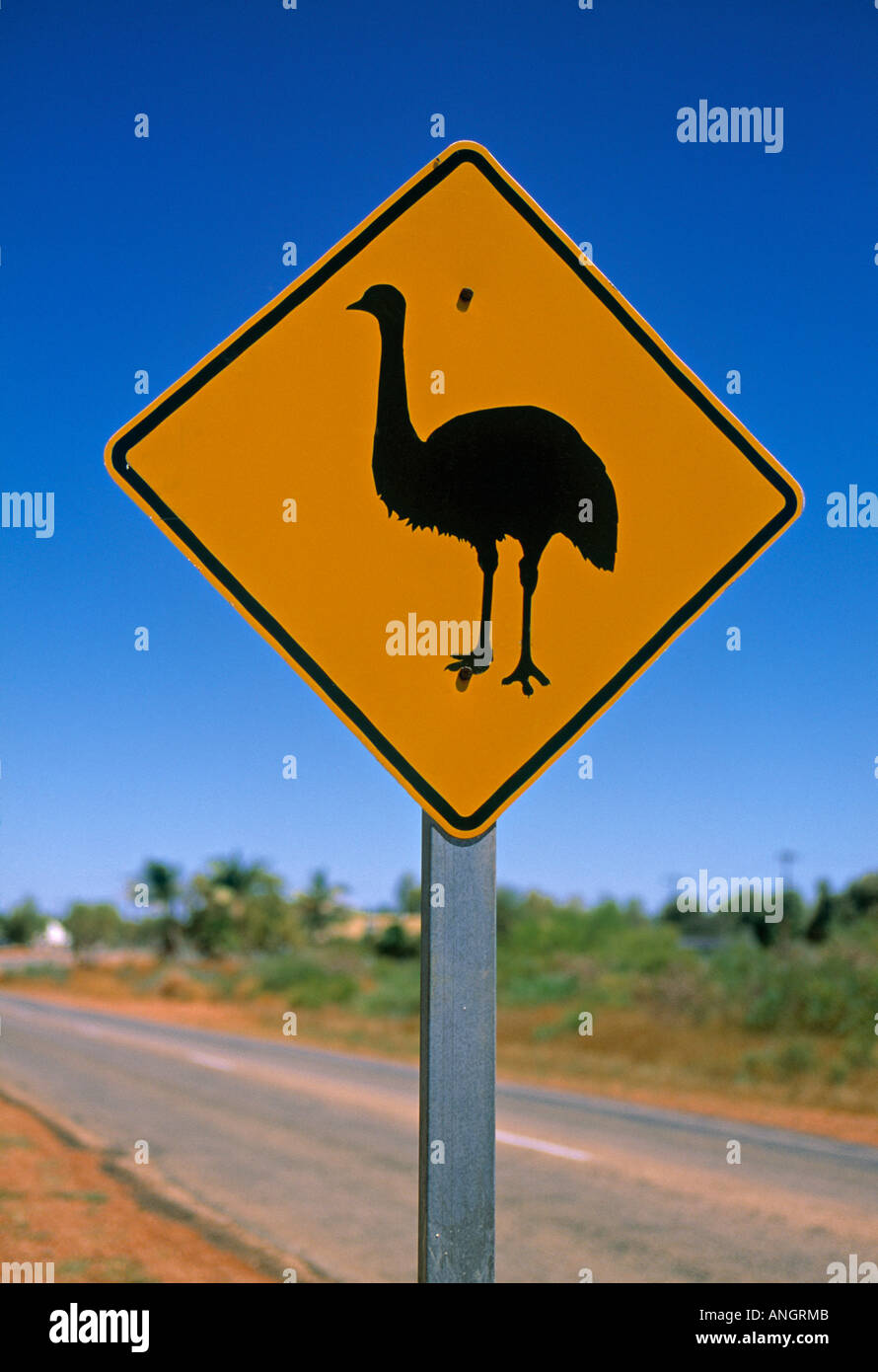 Road sign emu australia Banque de photographies et d’images à haute ...