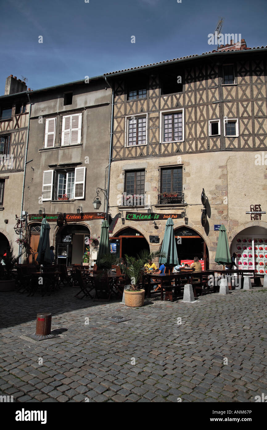 Old town limoges france Banque de photographies et d’images à haute ...