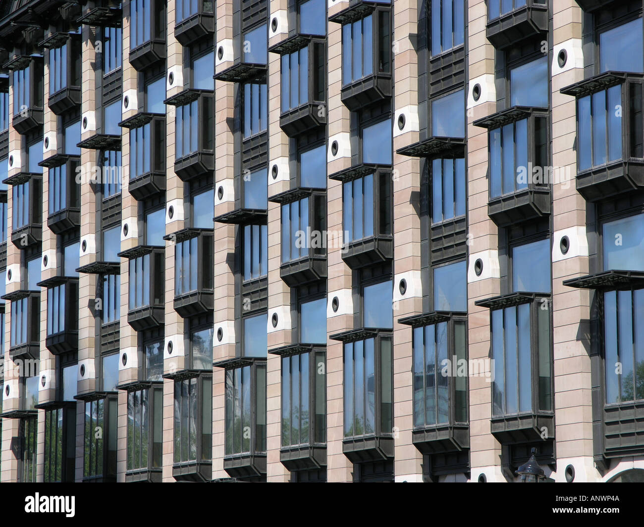 Portcullis house westminster Banque de photographies et d’images à ...