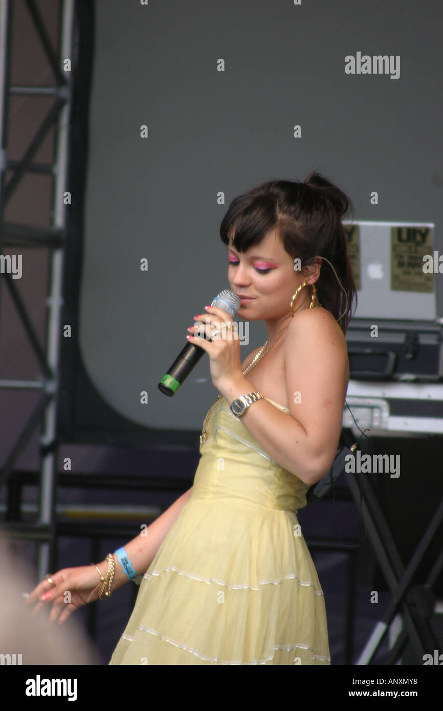 Lilly allen Banque de photographies et d’images à haute résolution - Alamy
