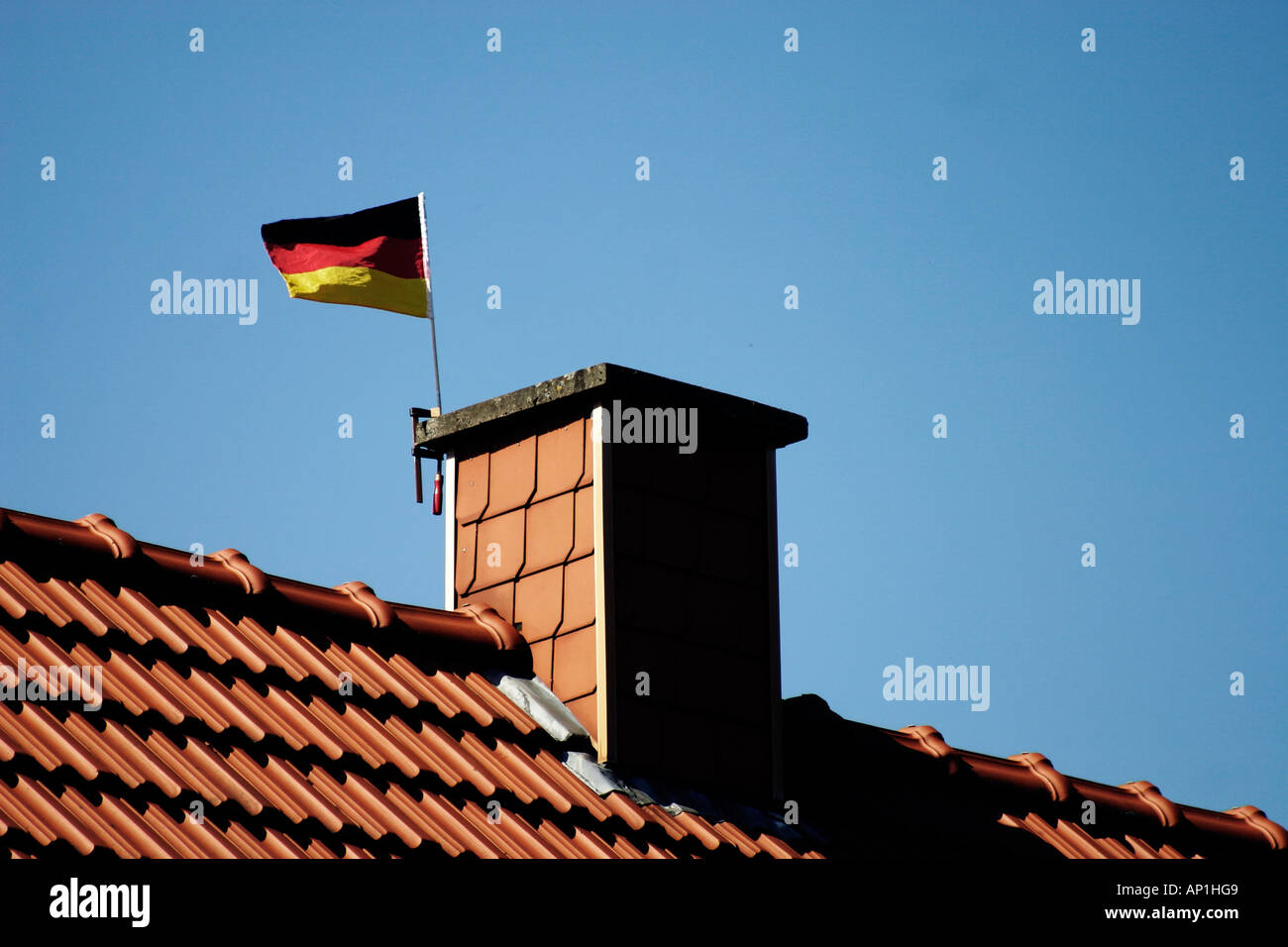 Drapeau sur le toit Banque de photographies et d’images à haute ...