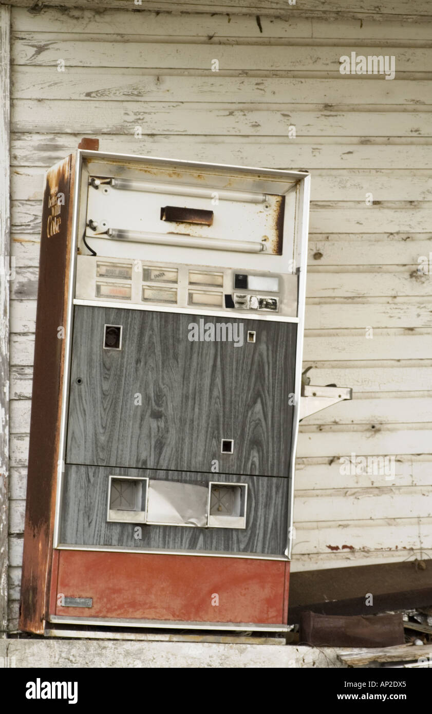 Old fashioned vending machine Banque de photographies et d’images à ...
