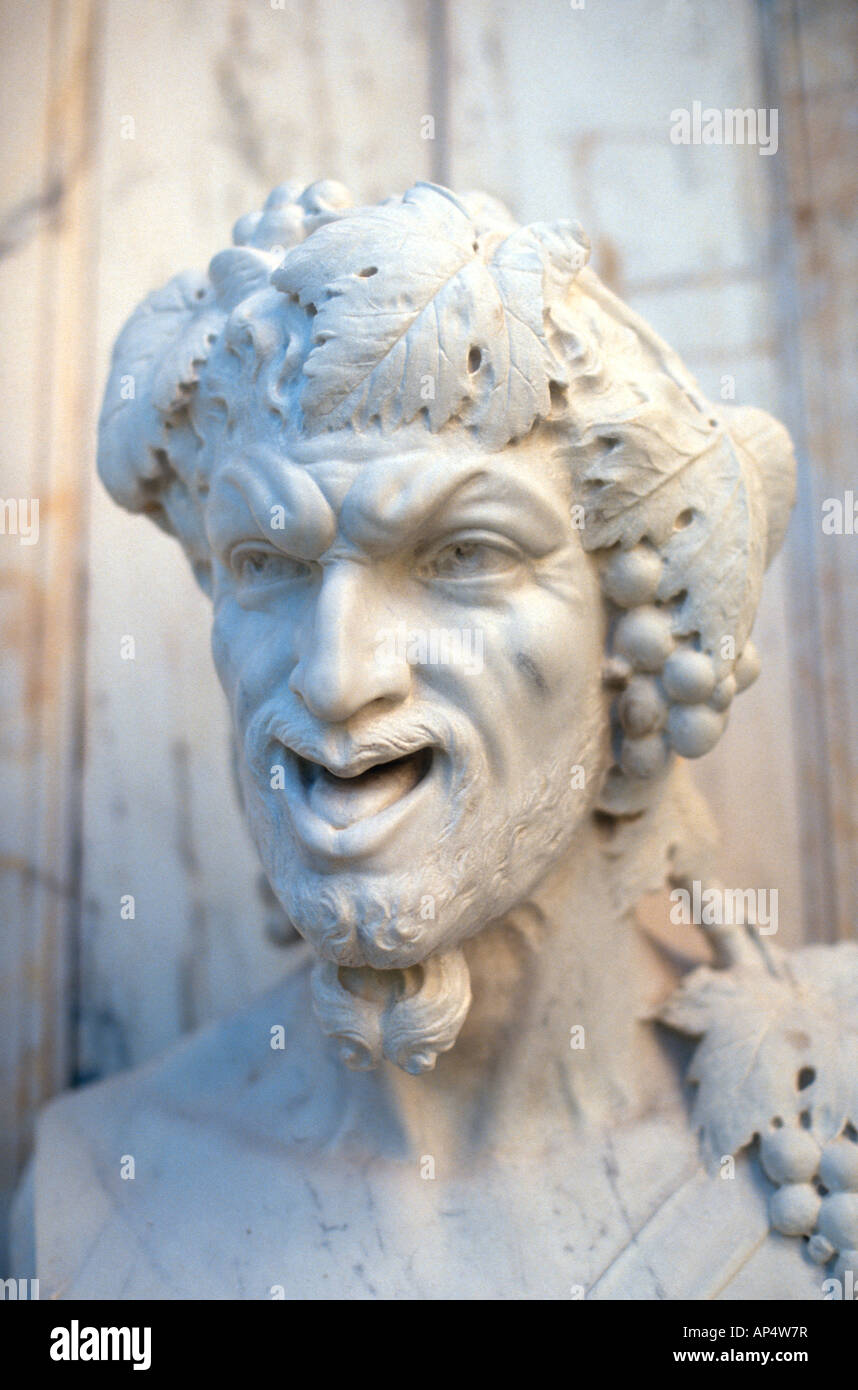 Bacchus statue Banque de photographies et d’images à haute résolution ...