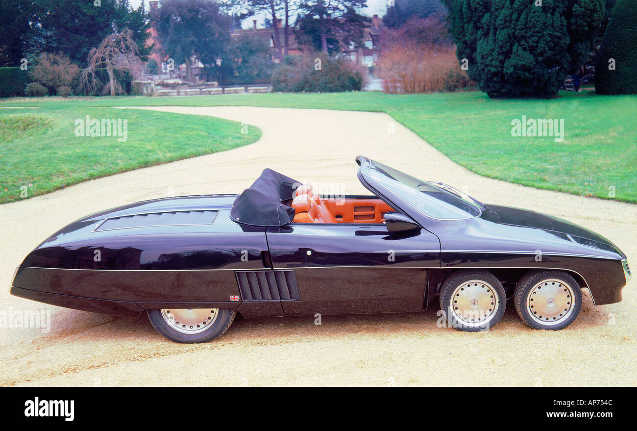 Panther car Banque de photographies et d’images à haute résolution - Alamy