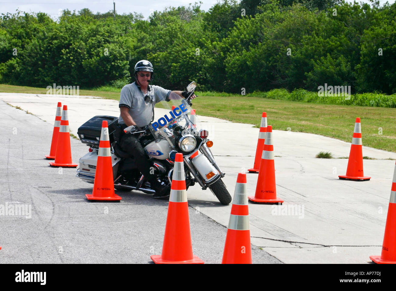 Harley davidson police road king Banque de photographies et d’images à ...