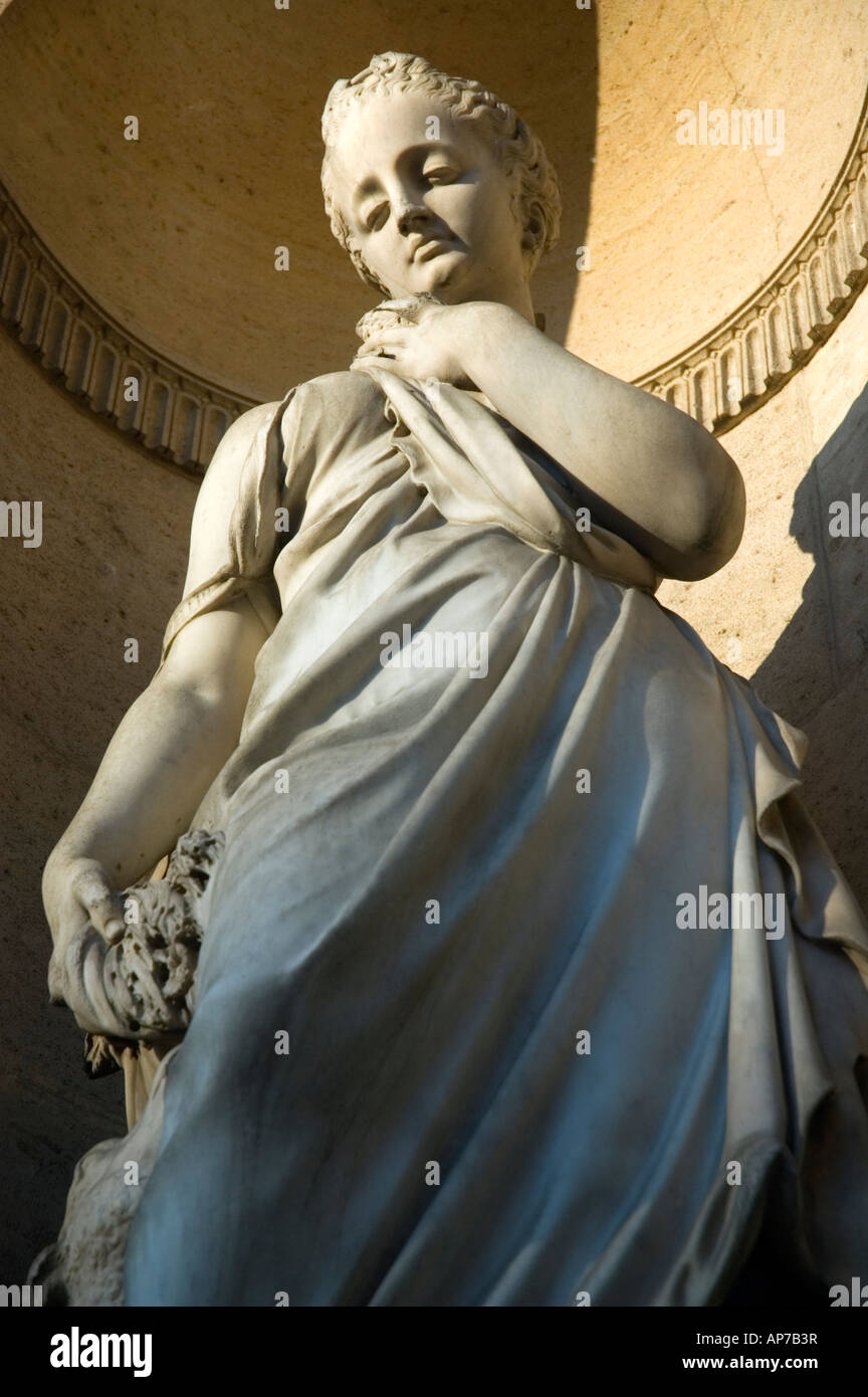 Statue alcove Banque de photographies et d’images à haute résolution ...