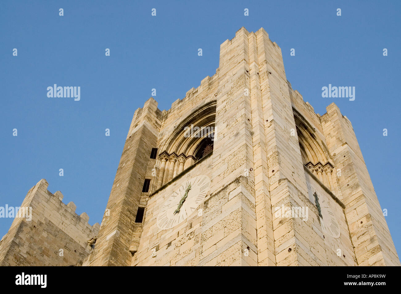 La Santa Maria Maior de Lisboa ou sé de Lisboa, la cathédrale de ...