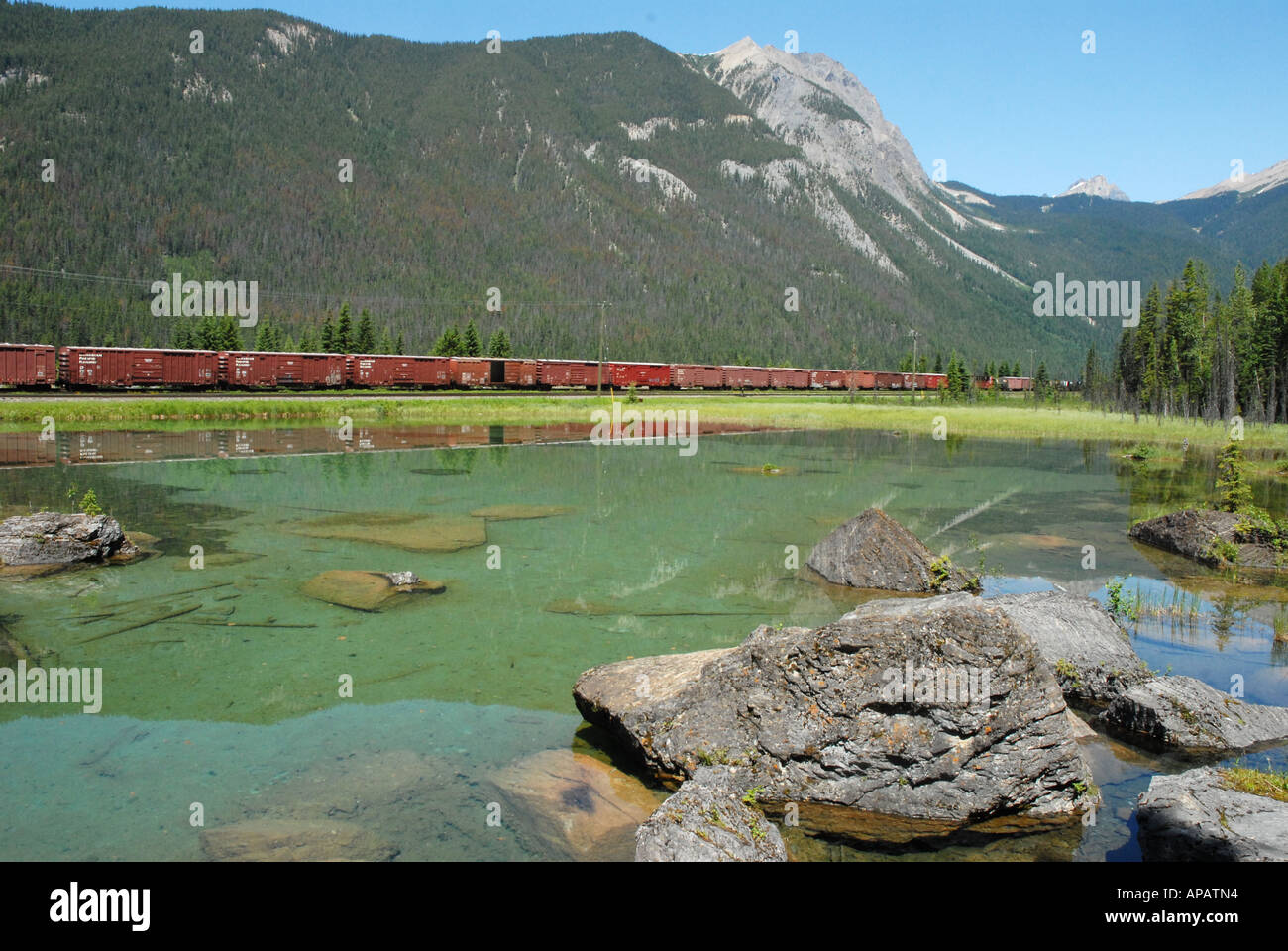 Ligne pacifique canadienne Banque de photographies et d’images à haute ...