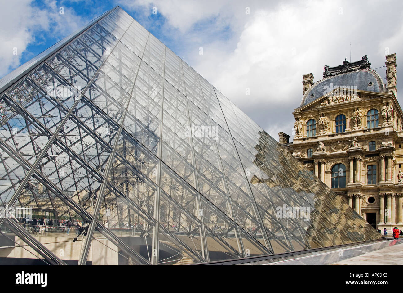 Sully wing of musee du louvre Banque de photographies et d’images à ...
