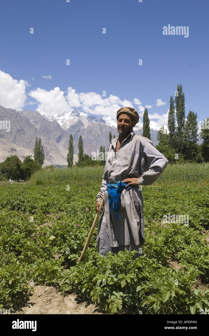 Shigar village Banque de photographies et d’images à haute résolution ...