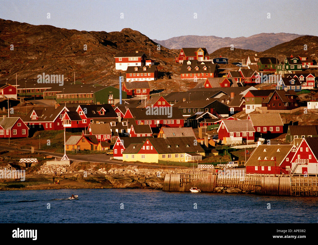 Le Groenland, capitale de Nuuk, au sud-ouest du Groenland ...