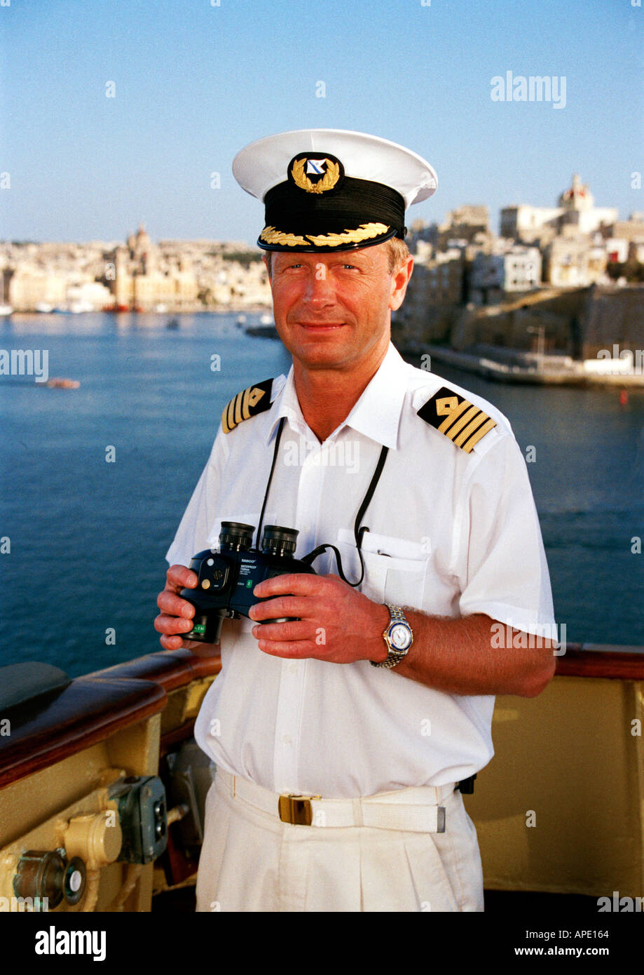 Ship captain uniform Banque de photographies et d’images à haute ...