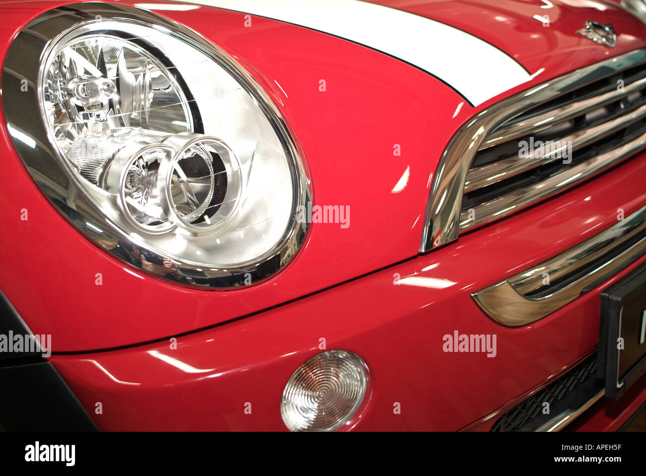 Red bmw mini cooper Banque de photographies et d’images à haute ...