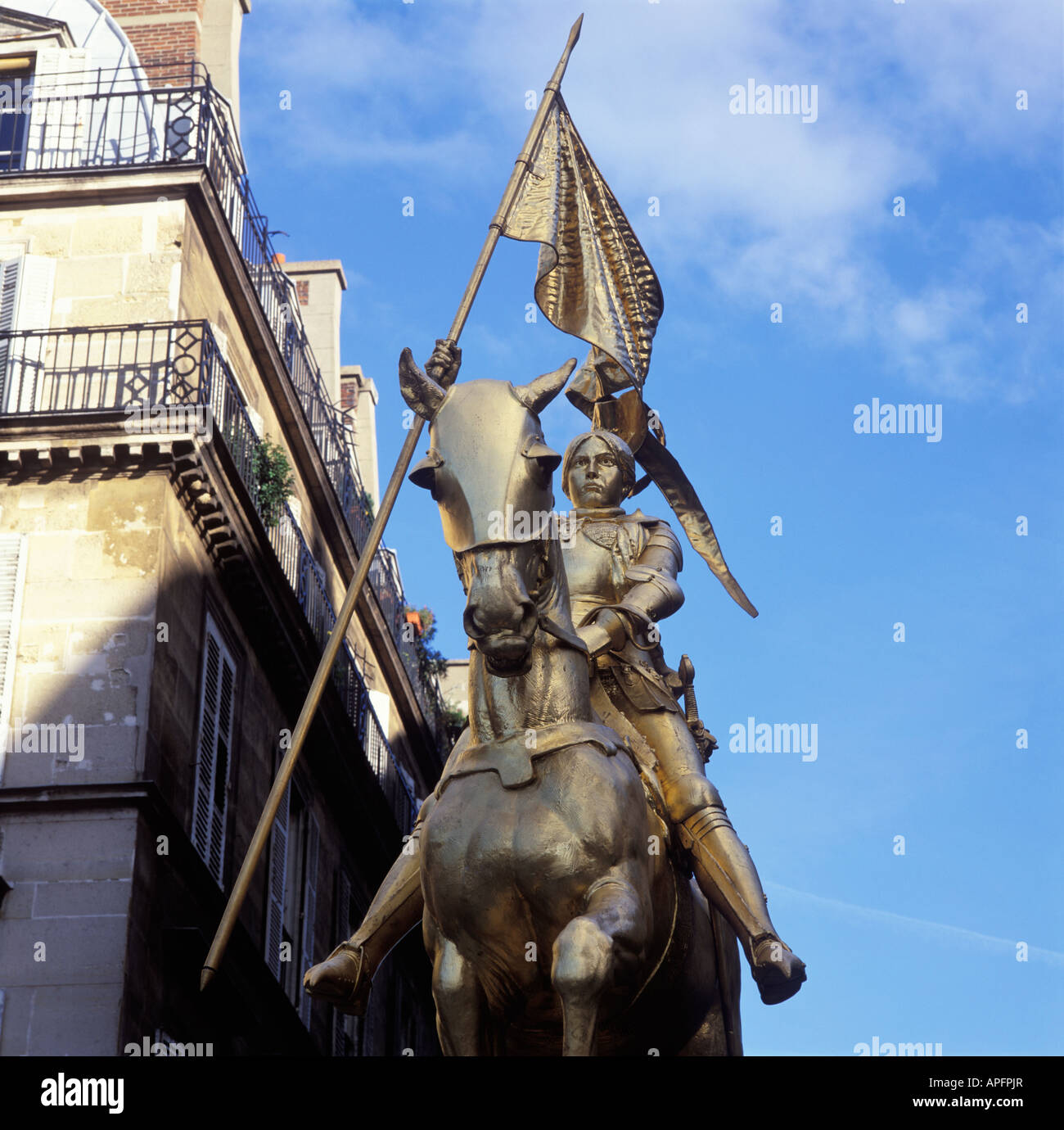 Statue of jeanne d arc Banque de photographies et d’images à haute ...