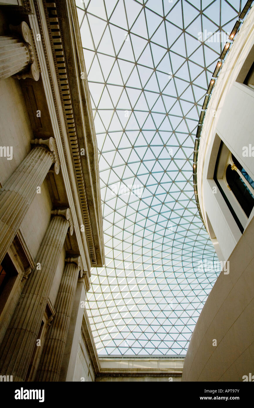 Glass roof british museum london Banque de photographies et d’images à ...