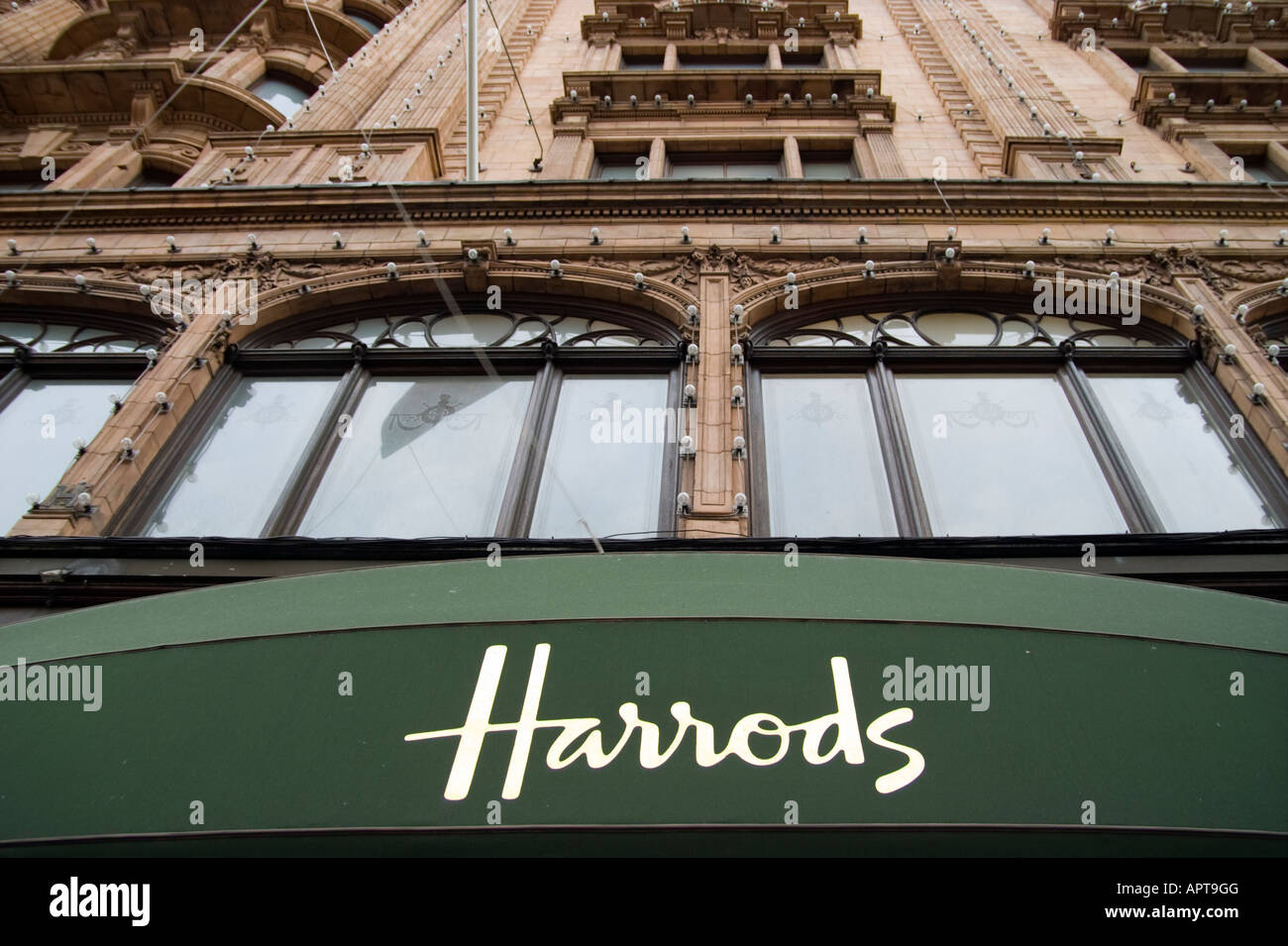 Harrods knightsbridge magasin Banque de photographies et d’images à ...