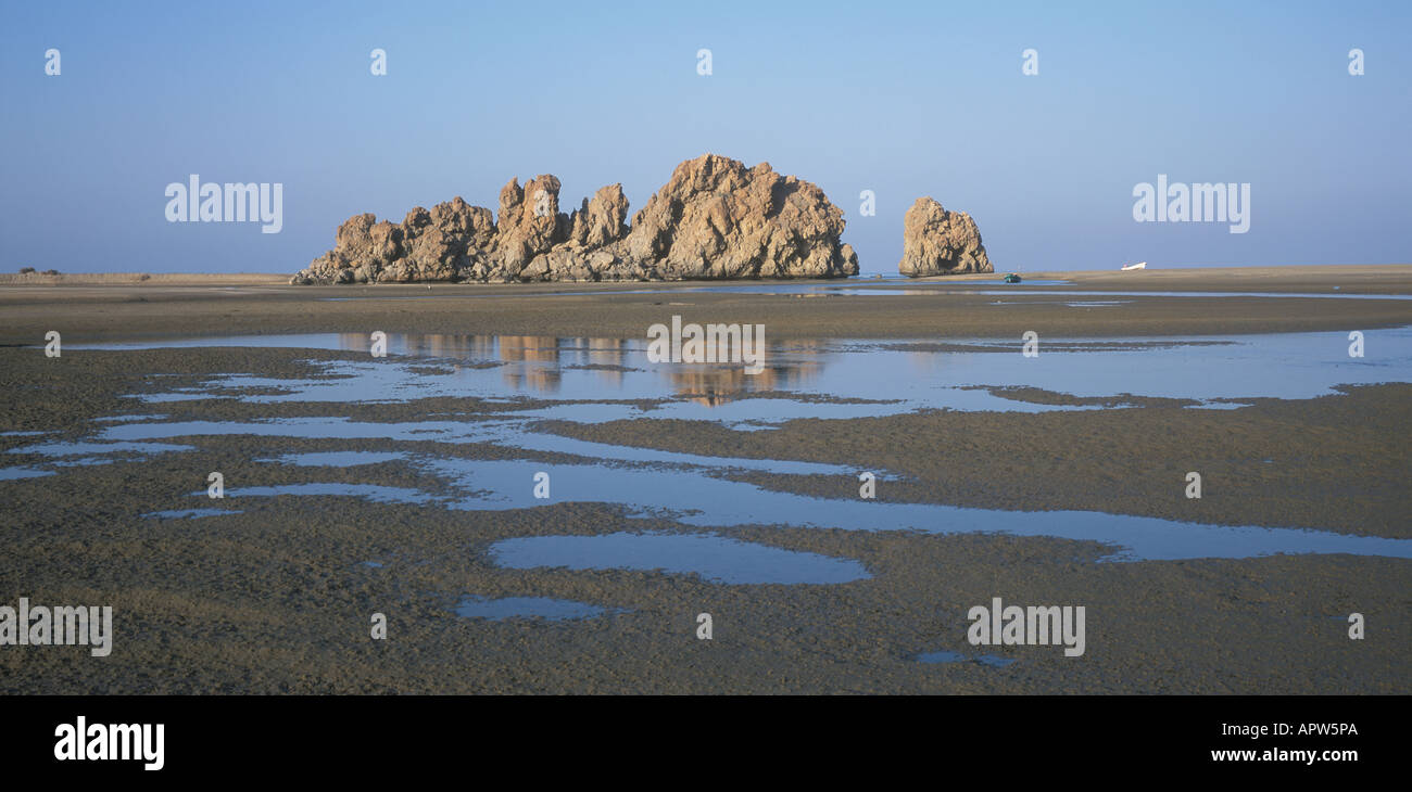 Yiti beach Banque de photographies et d’images à haute résolution - Alamy