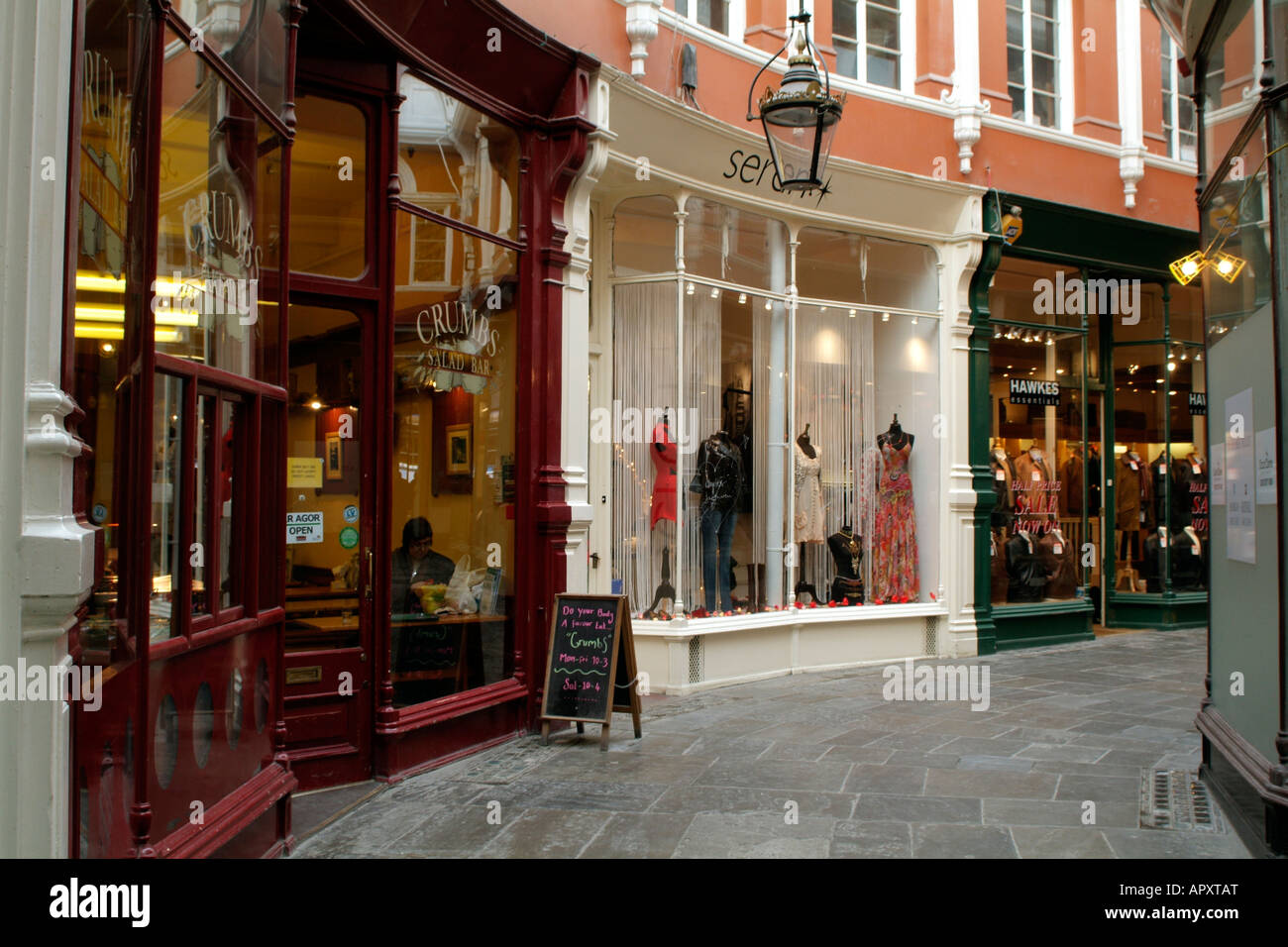 Morgan arcade cardiff wales Banque de photographies et d’images à haute ...