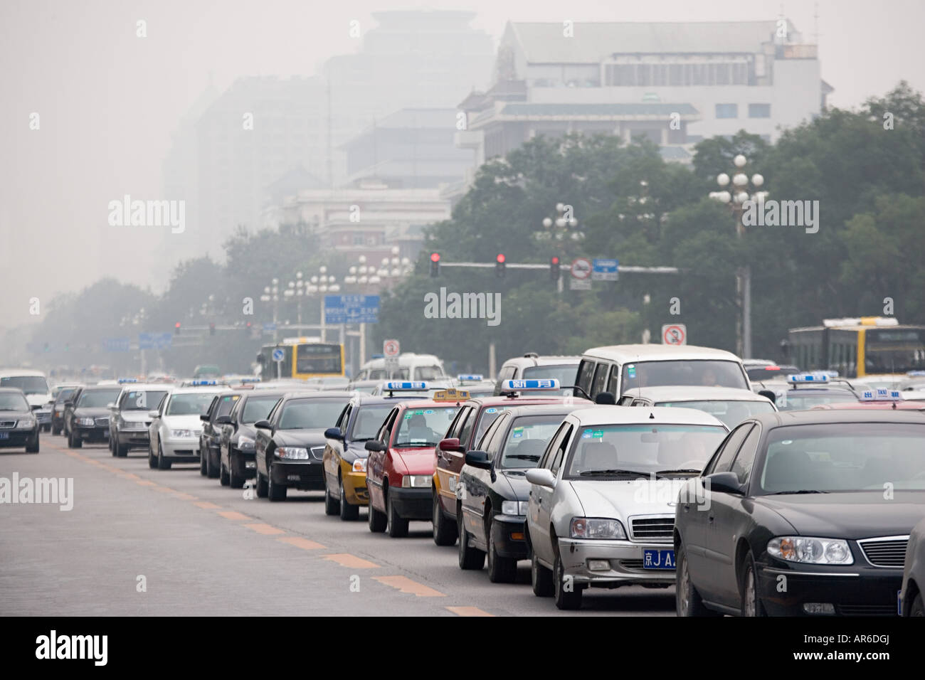 Traffic congestion air pollution china Banque de photographies et d ...