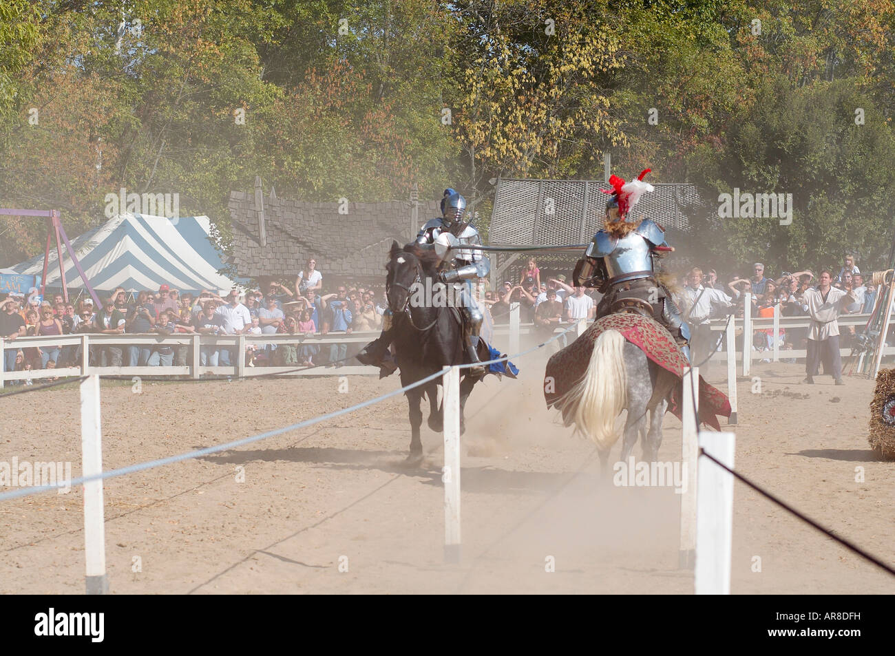 Chevaliers en armure Banque de photographies et d’images à haute ...