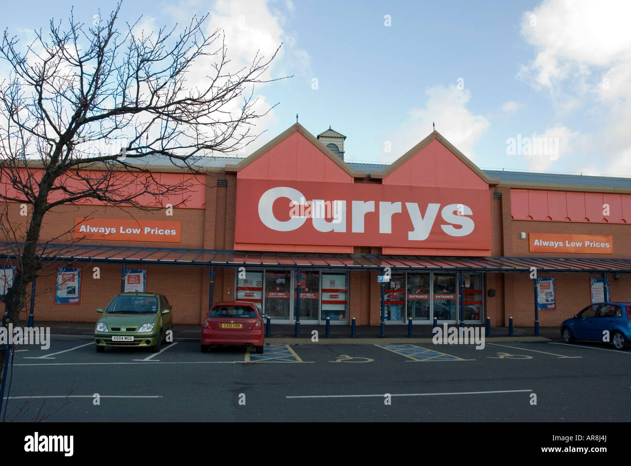 Logo currys Banque de photographies et d’images à haute résolution - Alamy