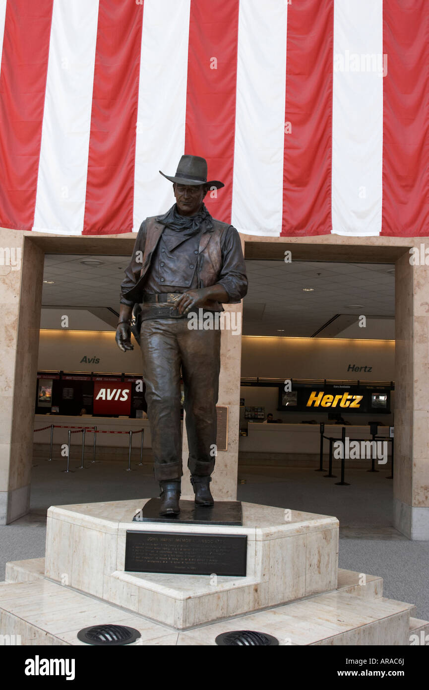 John wayne airport statue Banque de photographies et d’images à haute ...