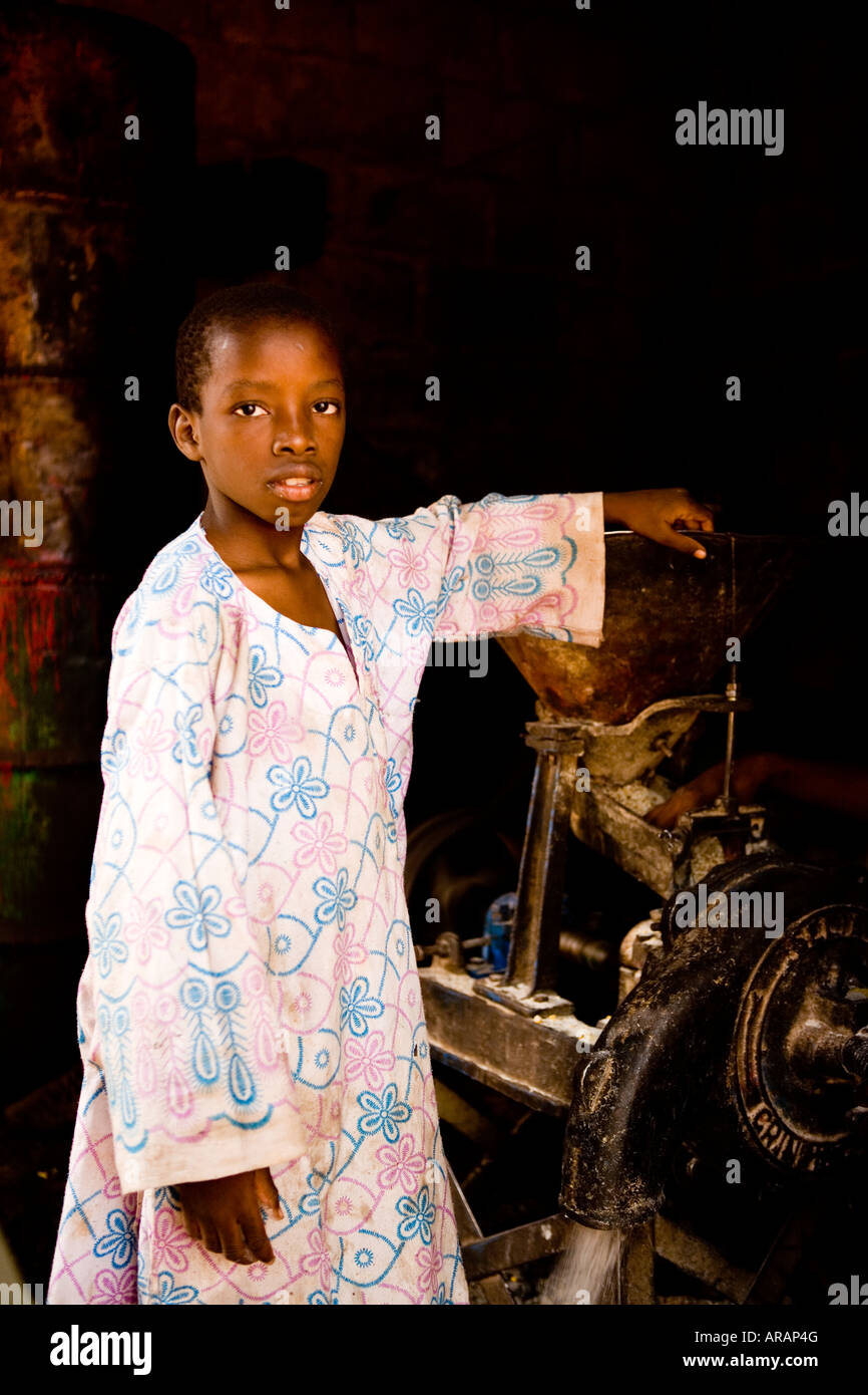 Fille de mali Banque de photographies et d’images à haute résolution ...