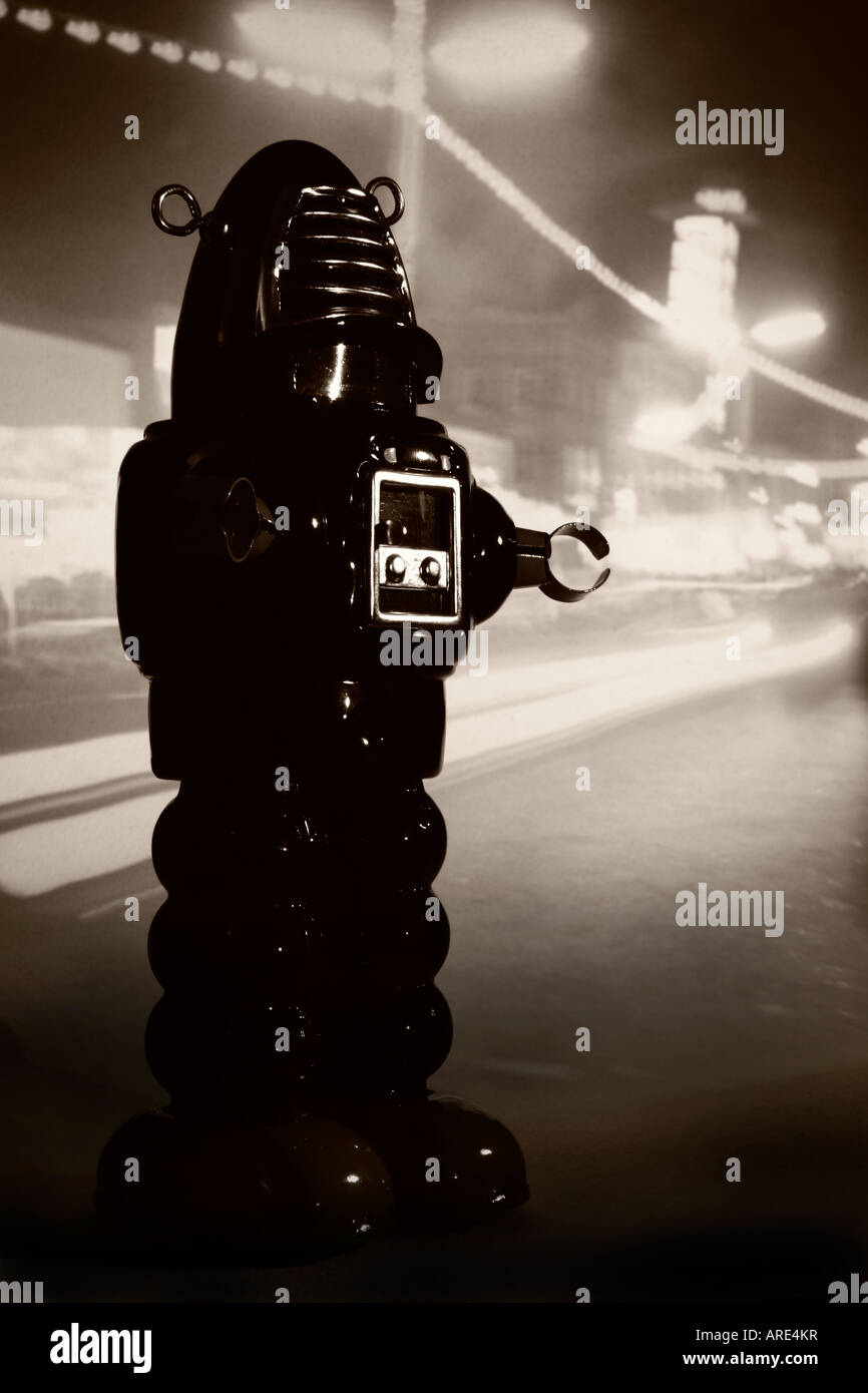 Movie with robot Banque de photographies et d’images à haute résolution ...