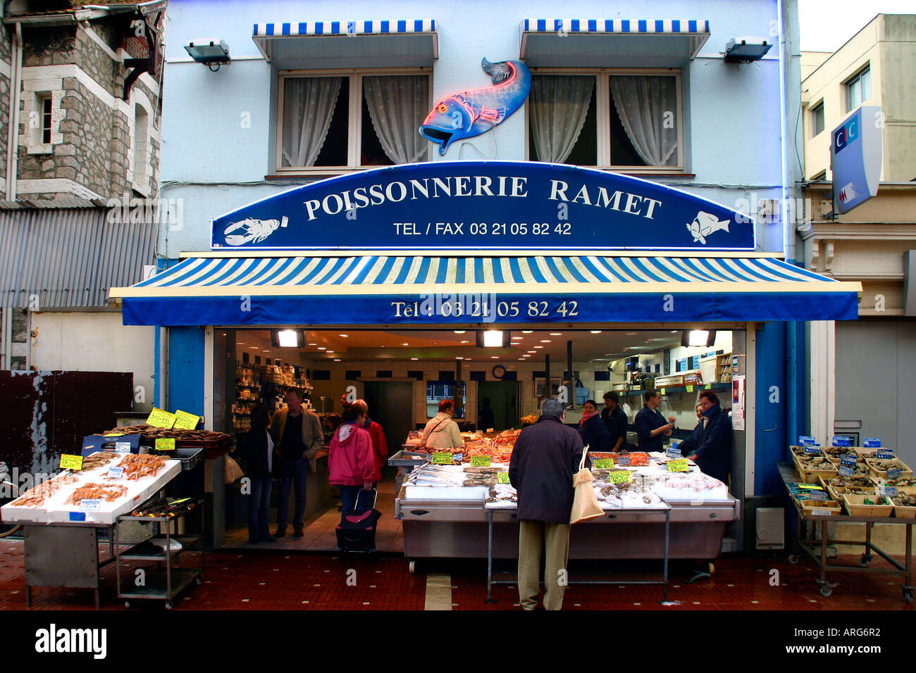 Enseigne poissonnerie france Banque de photographies et d’images à ...