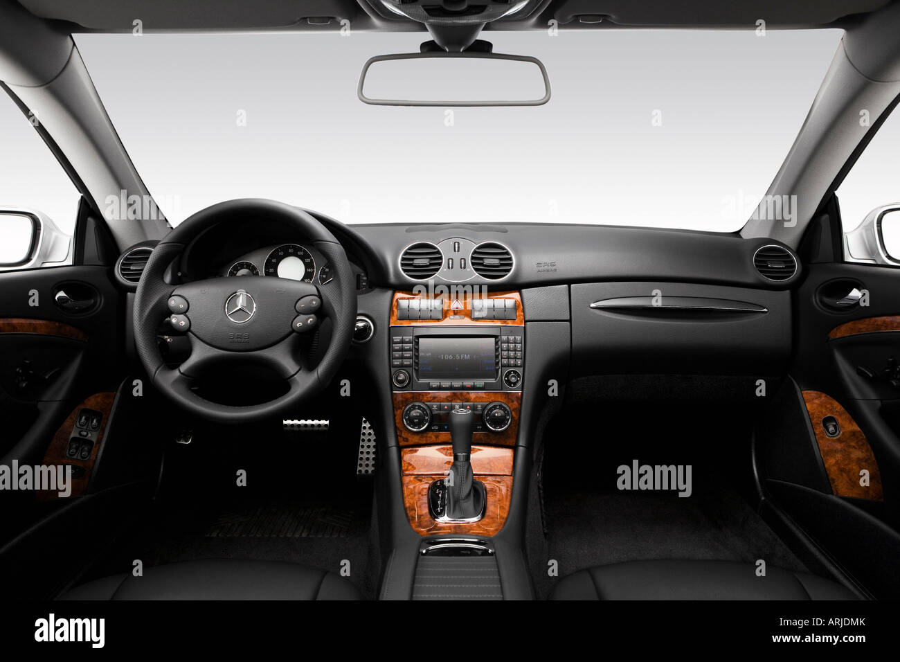 Mercedes benz clk coupe Banque de photographies et d’images à haute ...