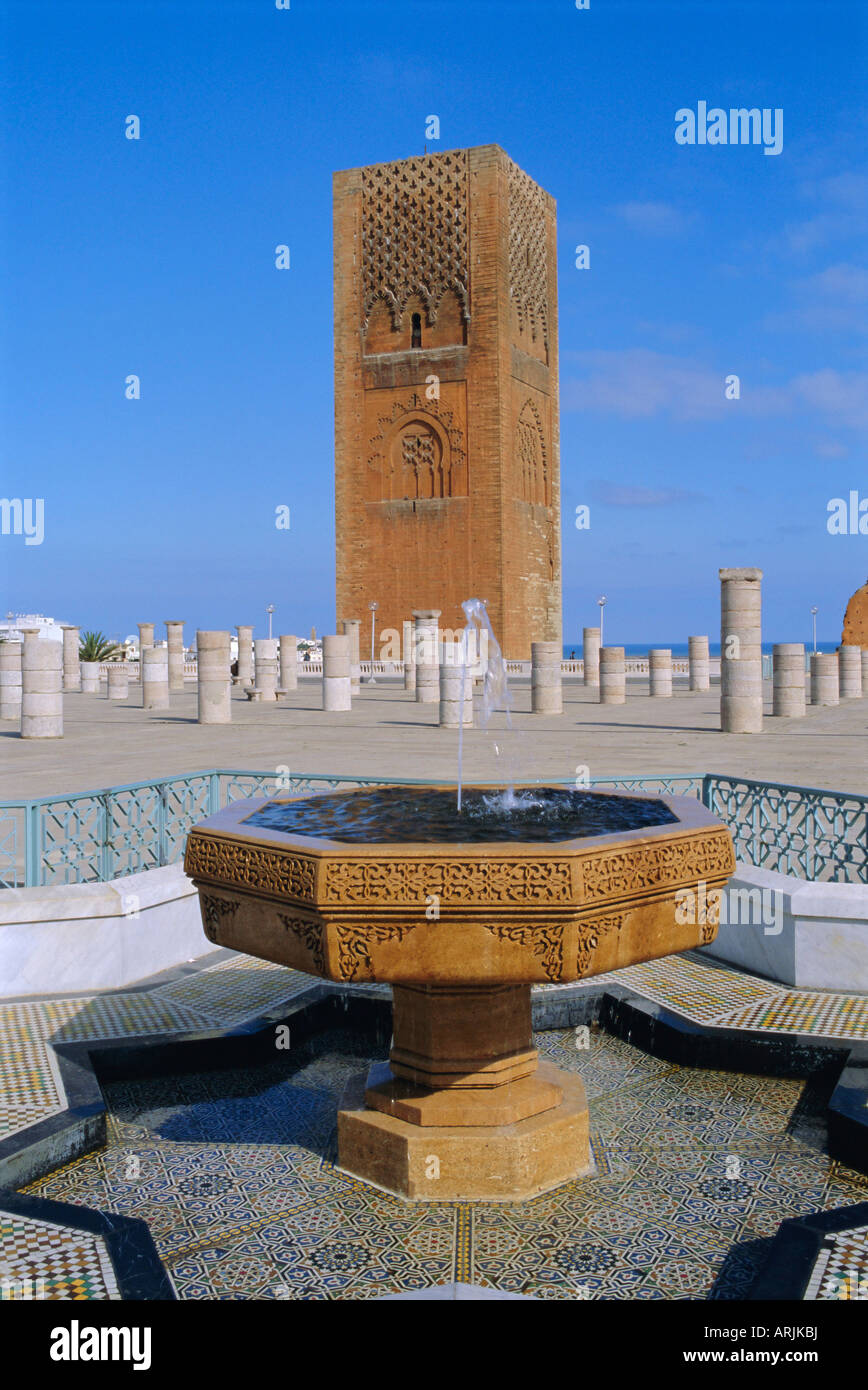 Mosquée Hassan et Tower, Rabat, Maroc, Afrique du Nord Photo Stock - Alamy