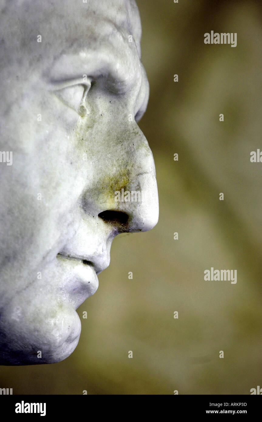 Nez romain Banque de photographies et d’images à haute résolution - Alamy