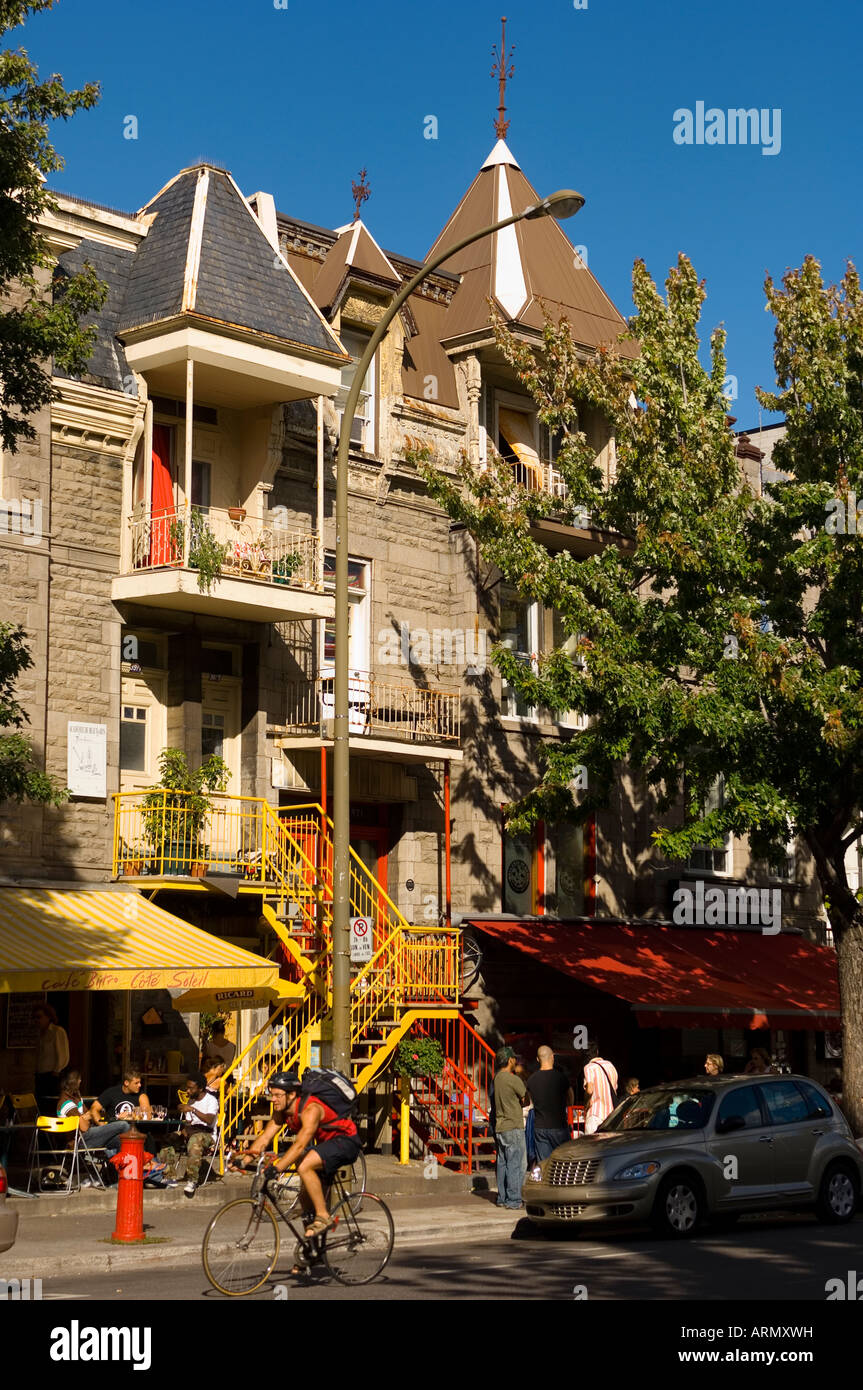 La rue St Denis, Montréal, Québec, Canada Photo Stock - Alamy