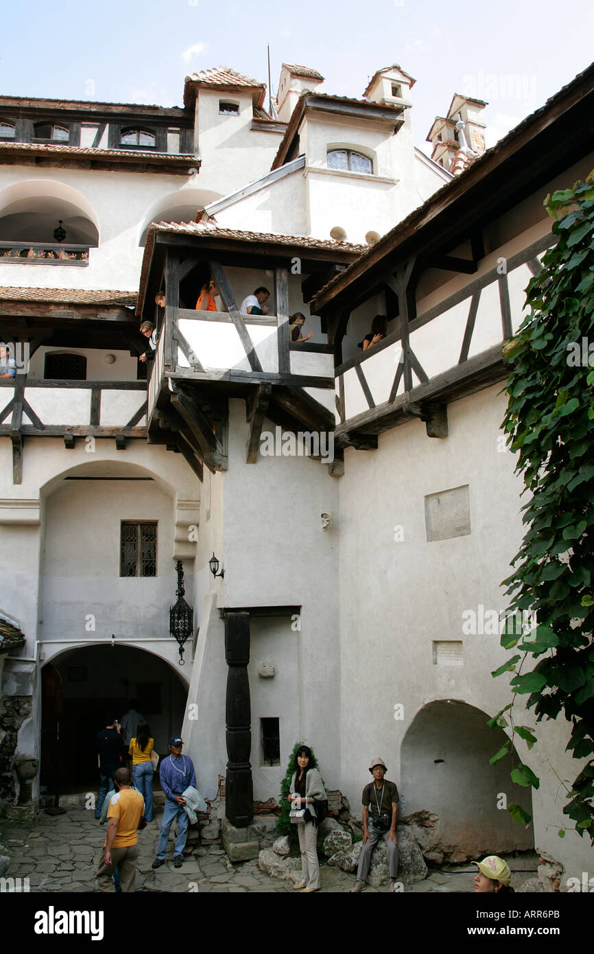 Château de Bran près de Brasov infâme vampire Dracula à Bran, l ...
