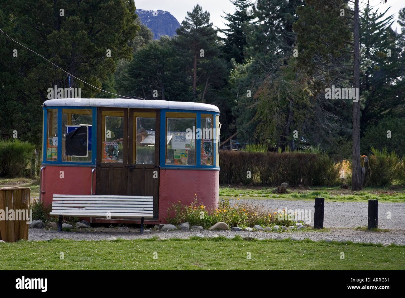 Swiss bus stop Banque de photographies et d’images à haute résolution ...