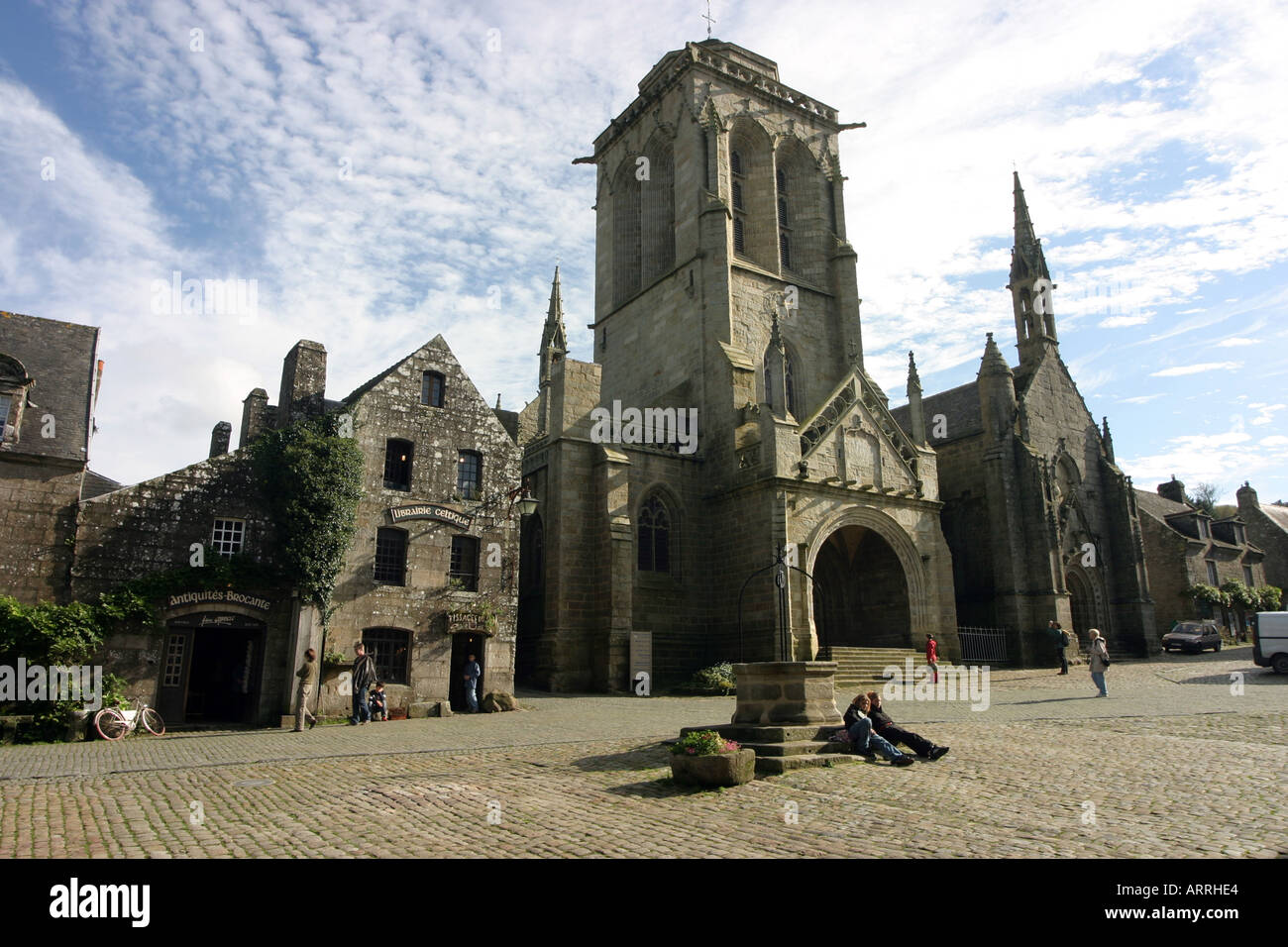 Medieval Village Locronan Photos & Medieval Village Locronan Images - Alamy
