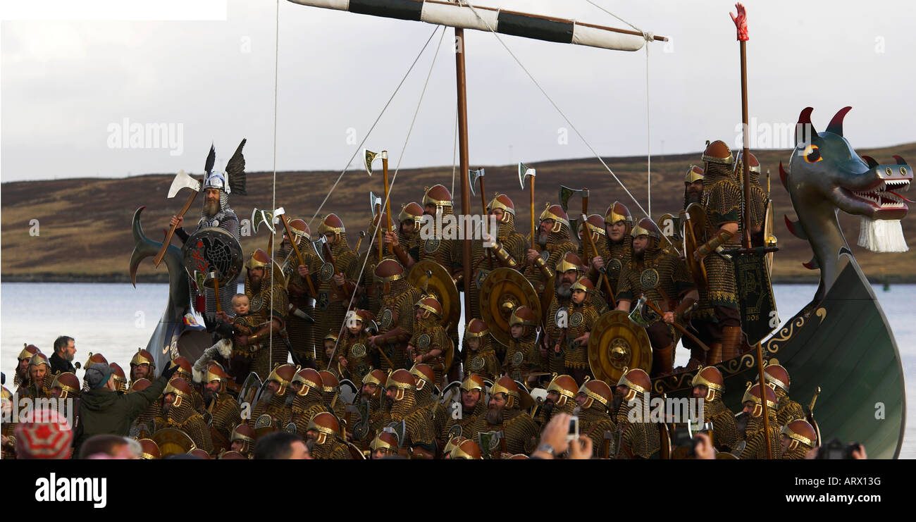 Viking long boat Banque de photographies et d’images à haute résolution ...