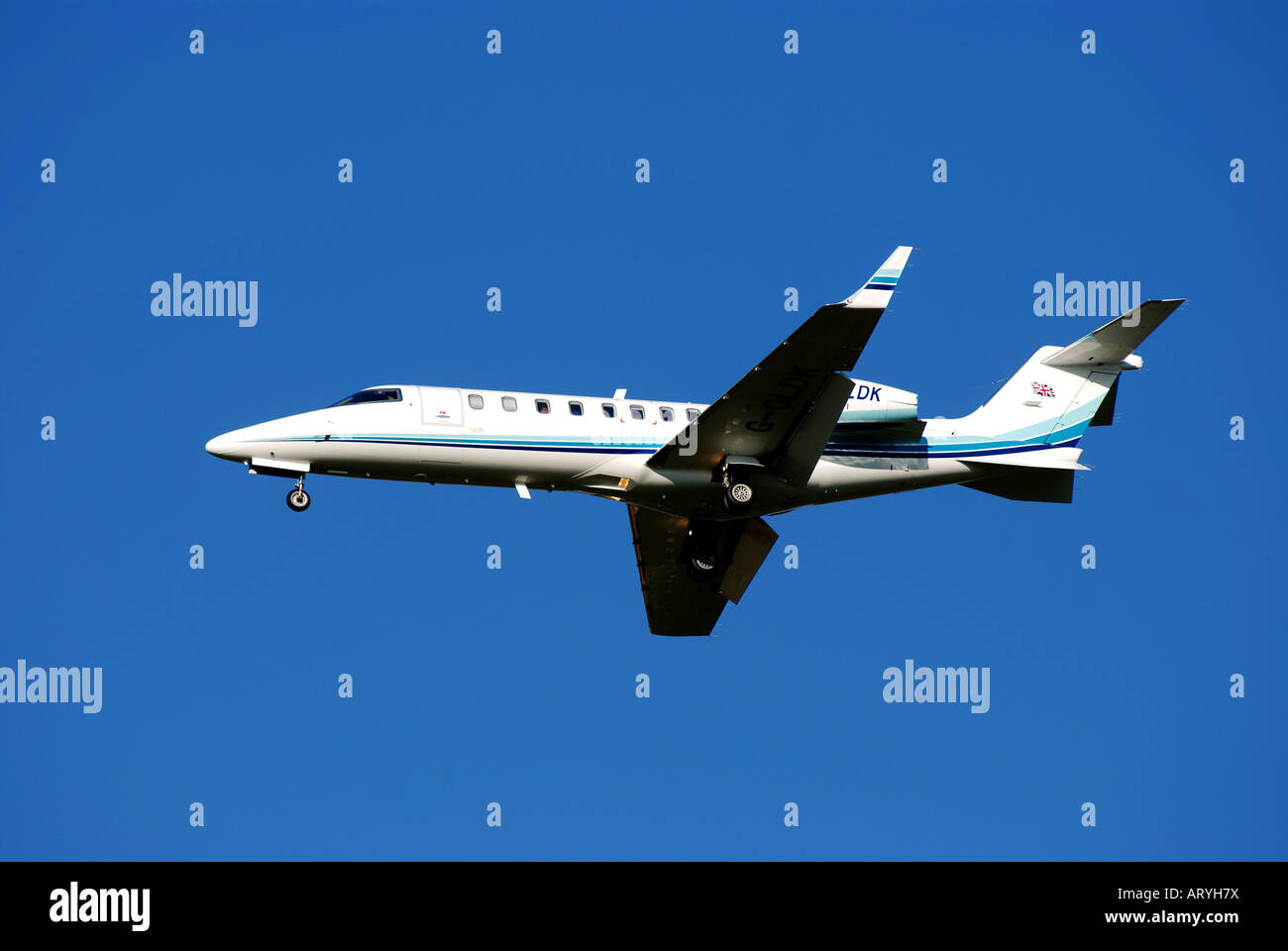 Avion jet learjet lear vol Banque de photographies et d’images à haute ...