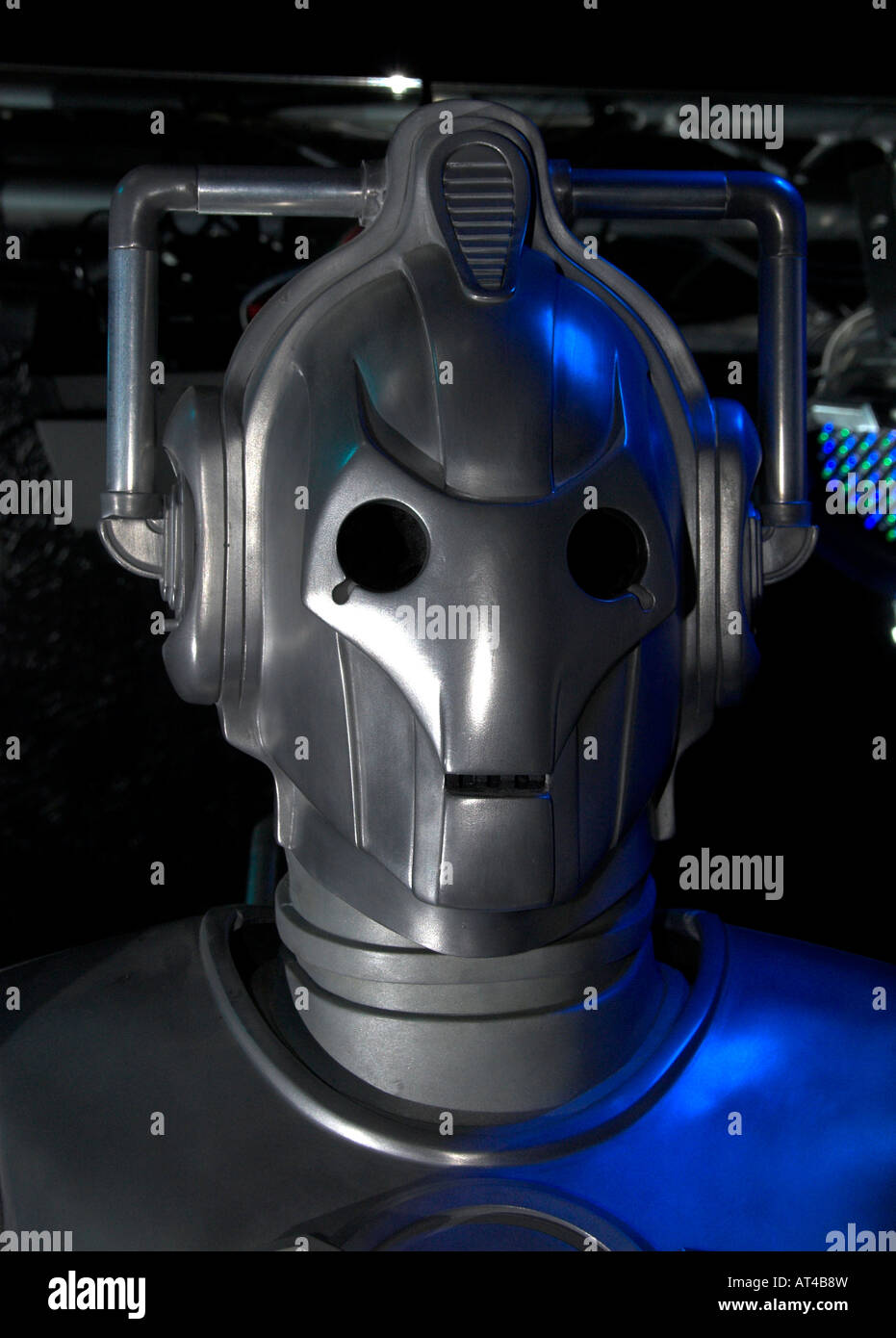 Robot cyberman Banque de photographies et d’images à haute résolution ...